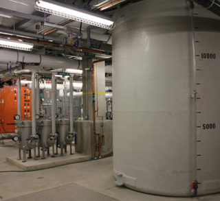 University of Waterloo Quantum Nano Centre | HH Angus